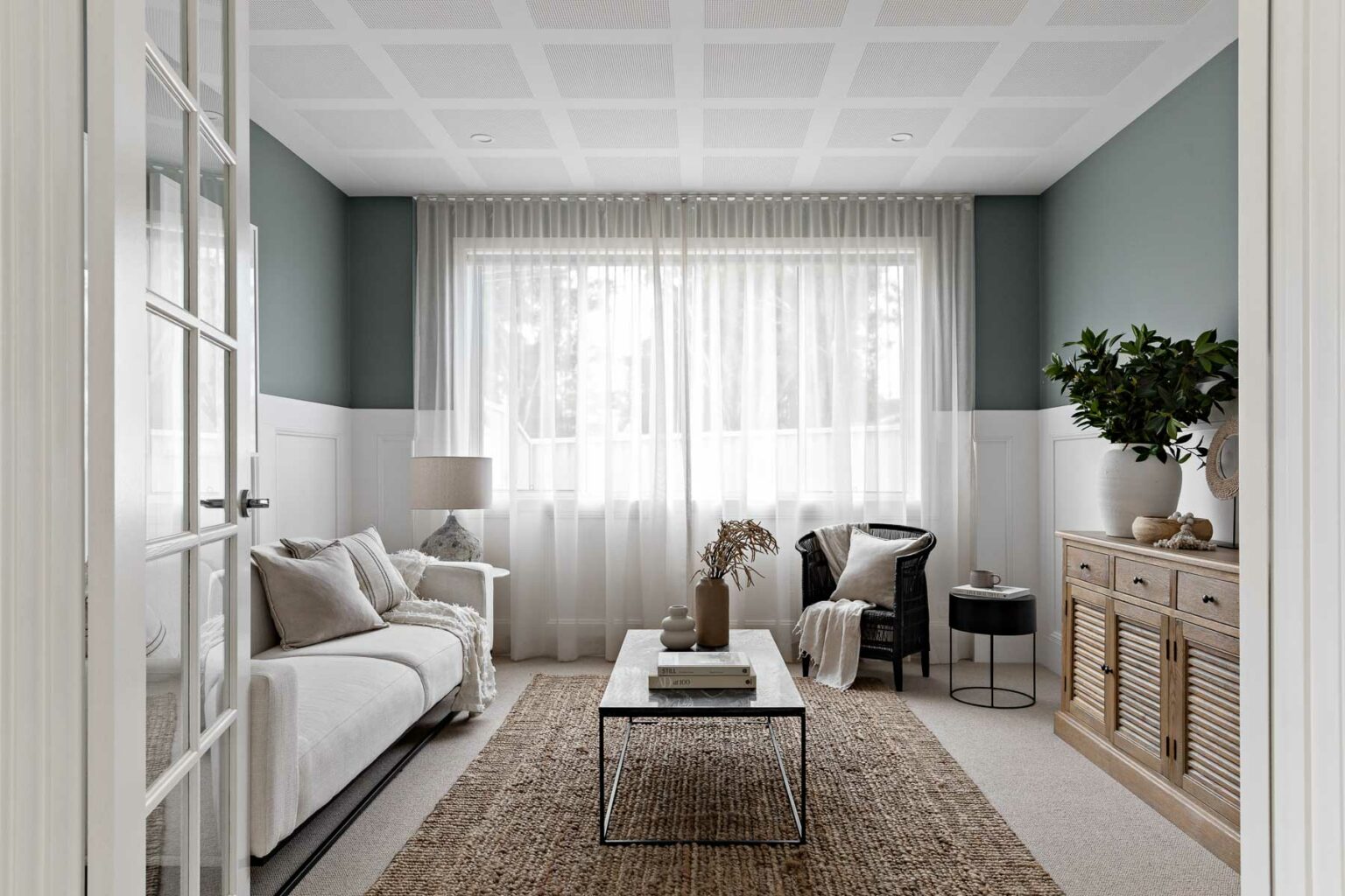 DESIGN IDEAS FOR CREATING THE BEST MULTIPURPOSE ROOM - Oak and Orange