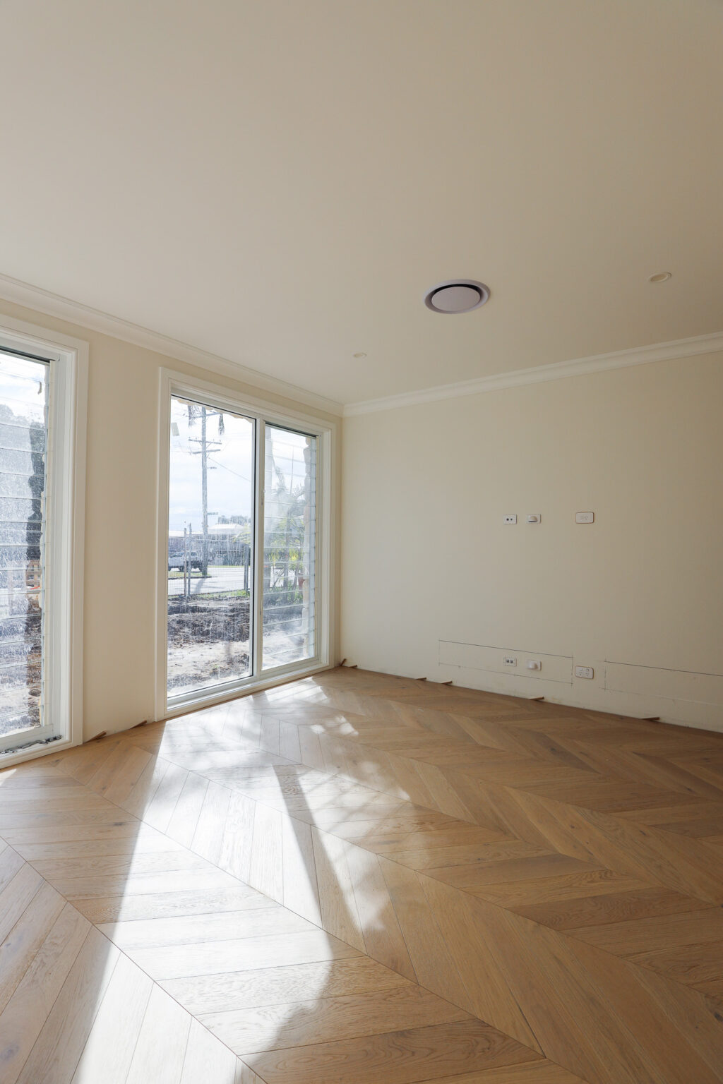 MUST-KNOW FLOOR PLAN MEASUREMENTS FOR YOUR NEW BUILD - Oak and Orange