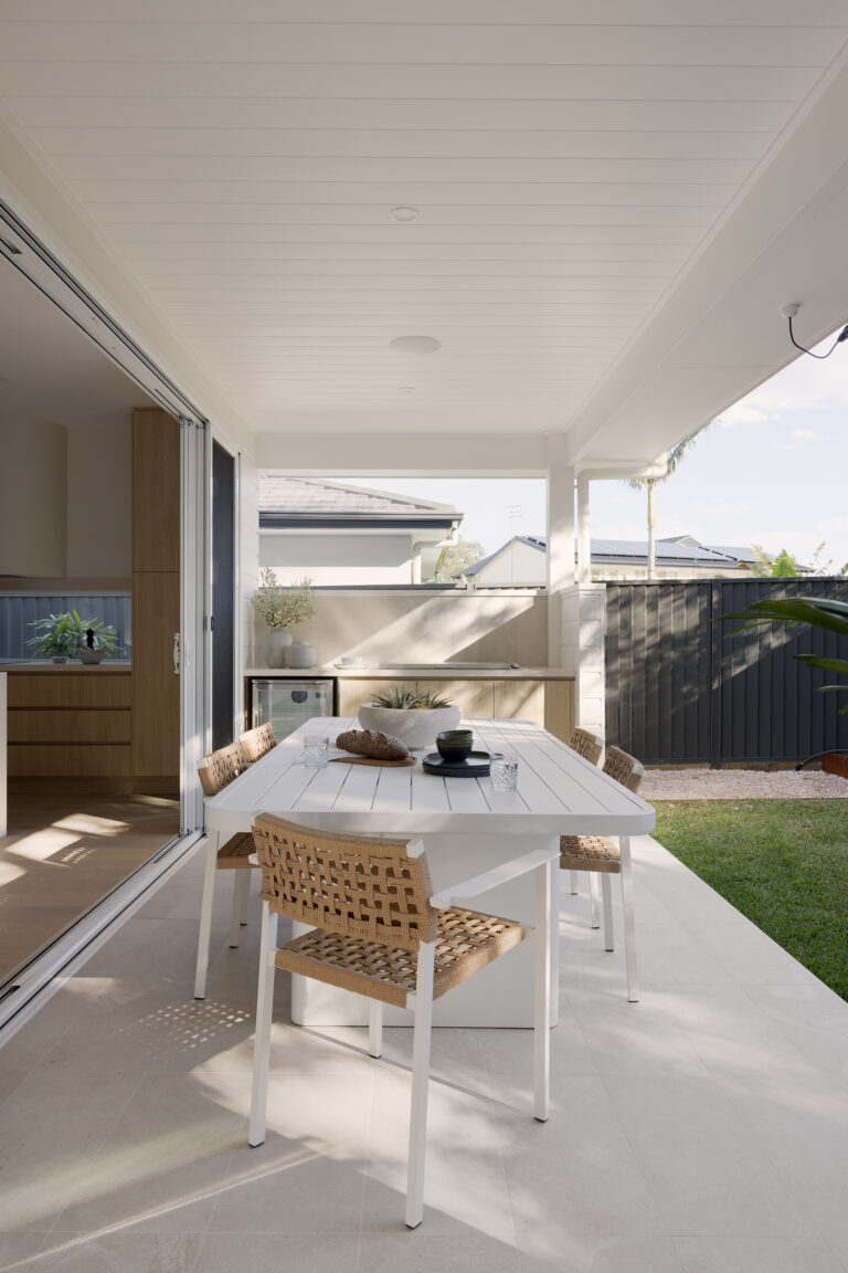 VJ Panelling: The Irresistibly Simple Secret to Stunning Walls - Oak ...