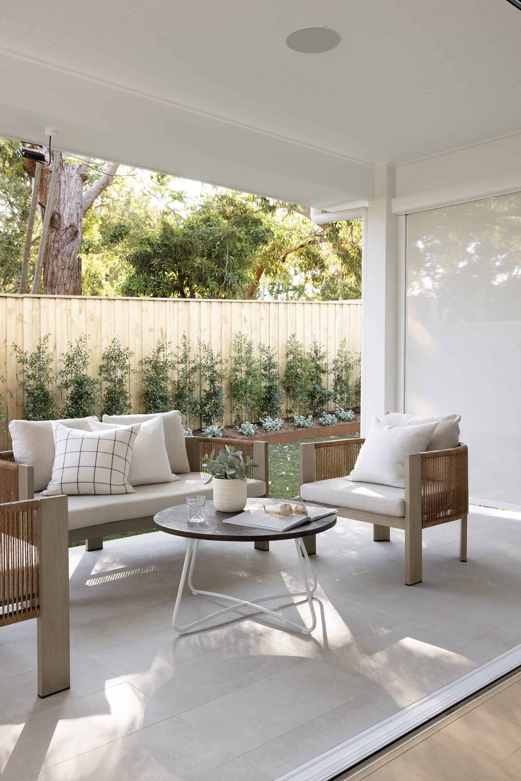 VJ Panelling: The Irresistibly Simple Secret to Stunning Walls - Oak ...